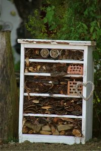 Hotel De Insectos Casero. 50 Ideas Para Hacer Uno Paso A Paso